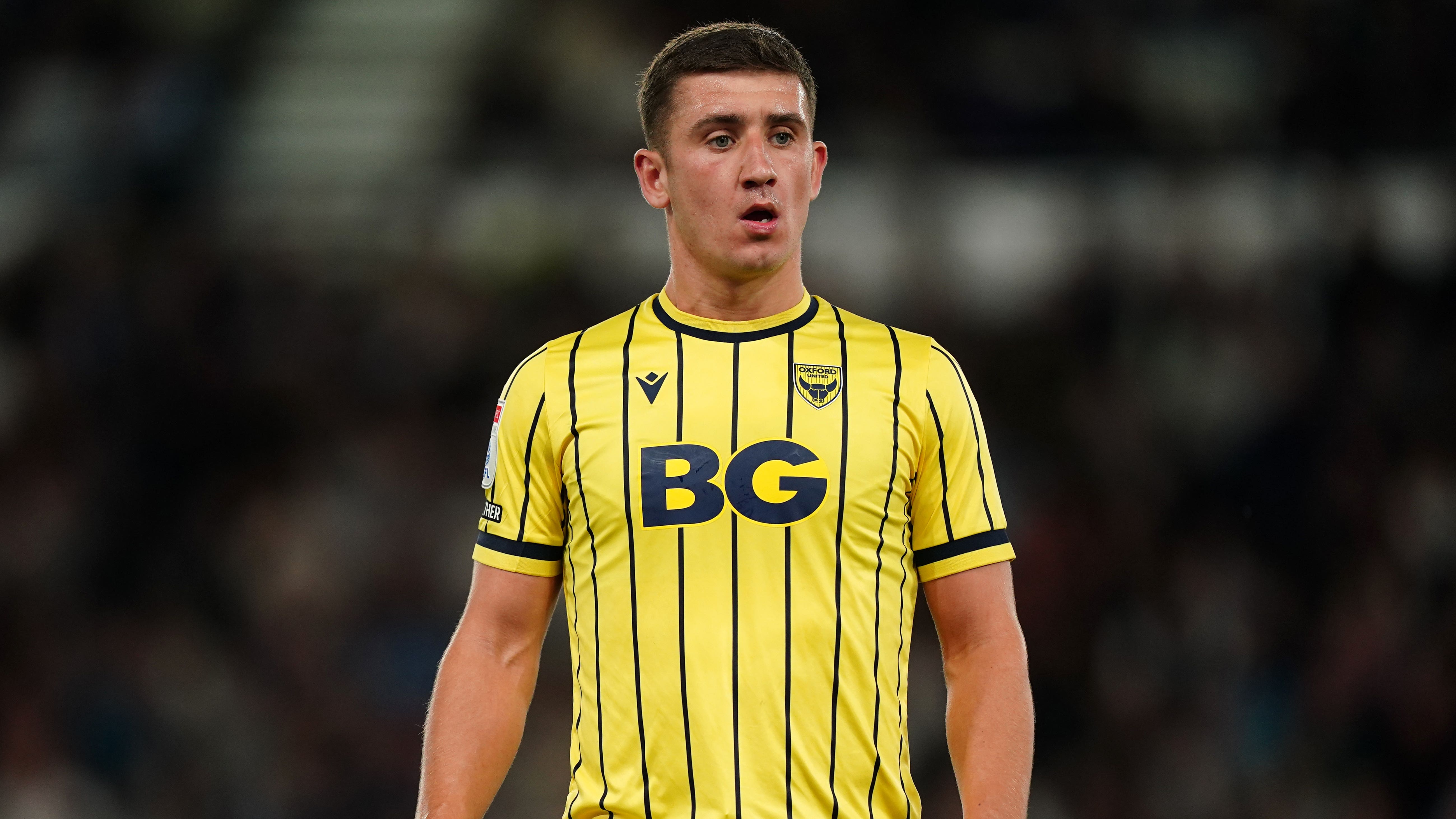 Oxford extend winning run with Barnsley scalp | LiveScore Oxford extend winning run with Barnsley scalp | LiveScore