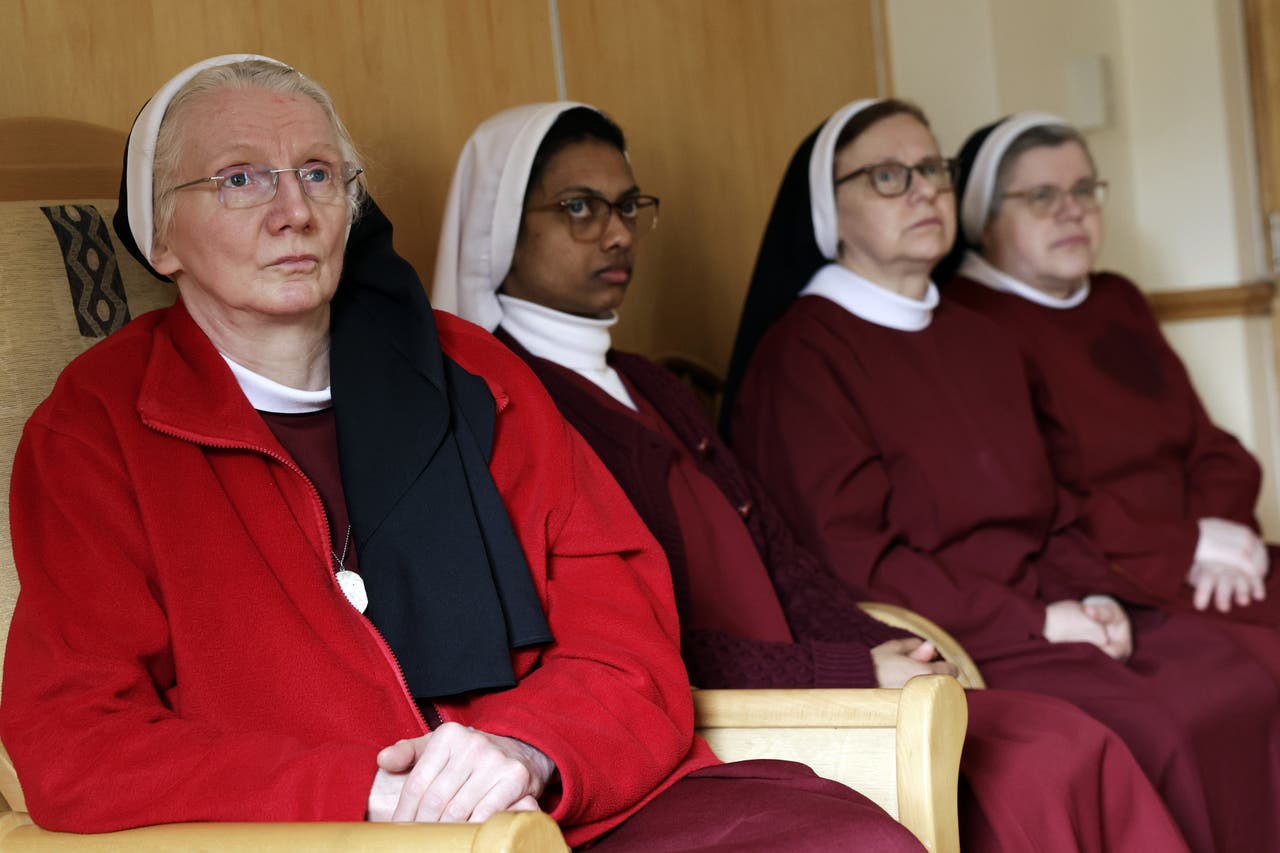 Irish ‘Red Nuns’ gather for funeral of Pope Francis | York Press