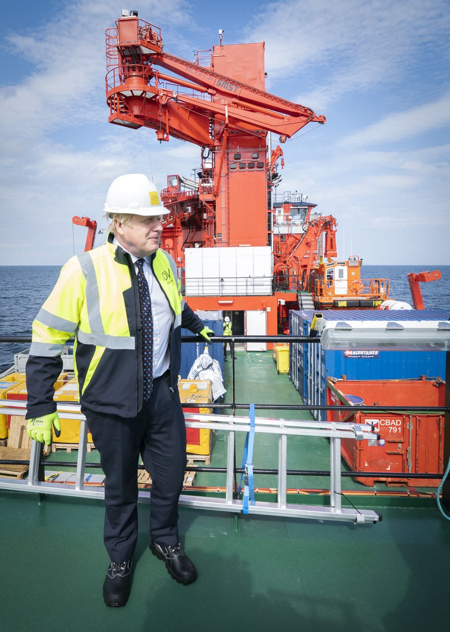 Campaigners demand Johnson blocks plans for new Cambo oil and gas field ...
