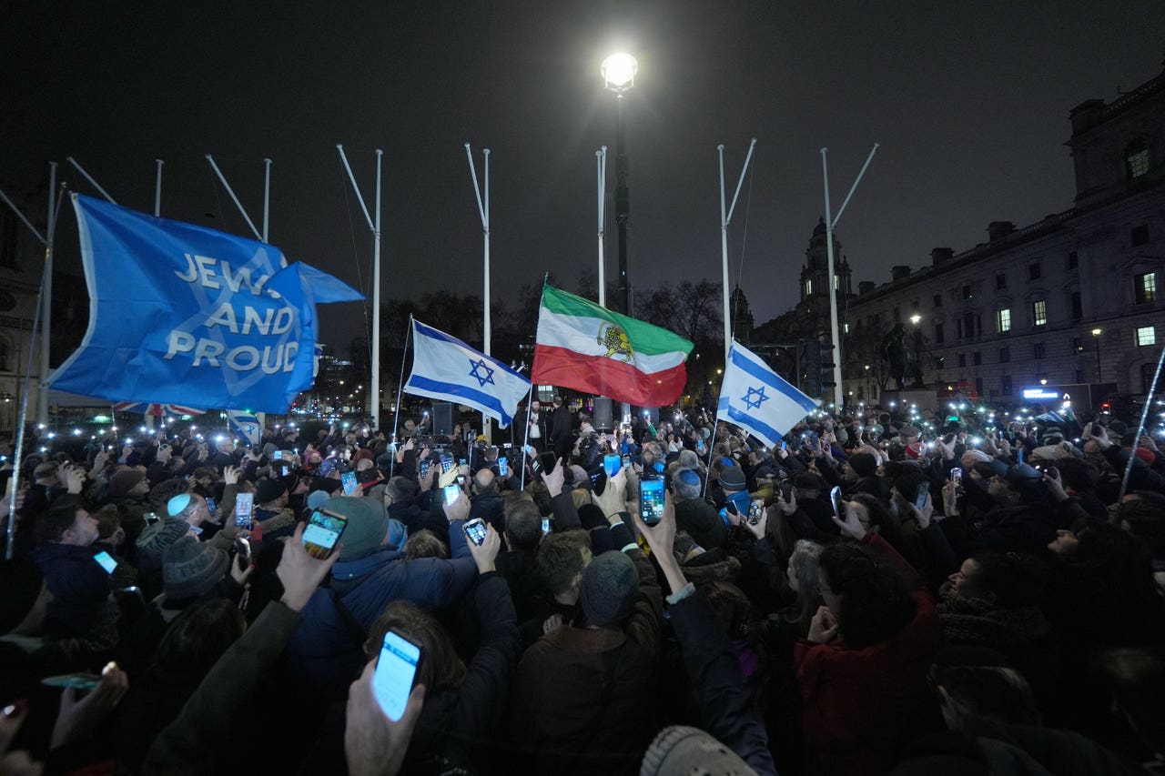 Bondi terror attack hero says he just wanted to ‘stop’ gunman ...