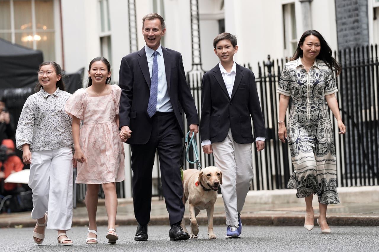 Sir Keir Starmer’s ‘sunlight of hope’ shines as new era begins at ...