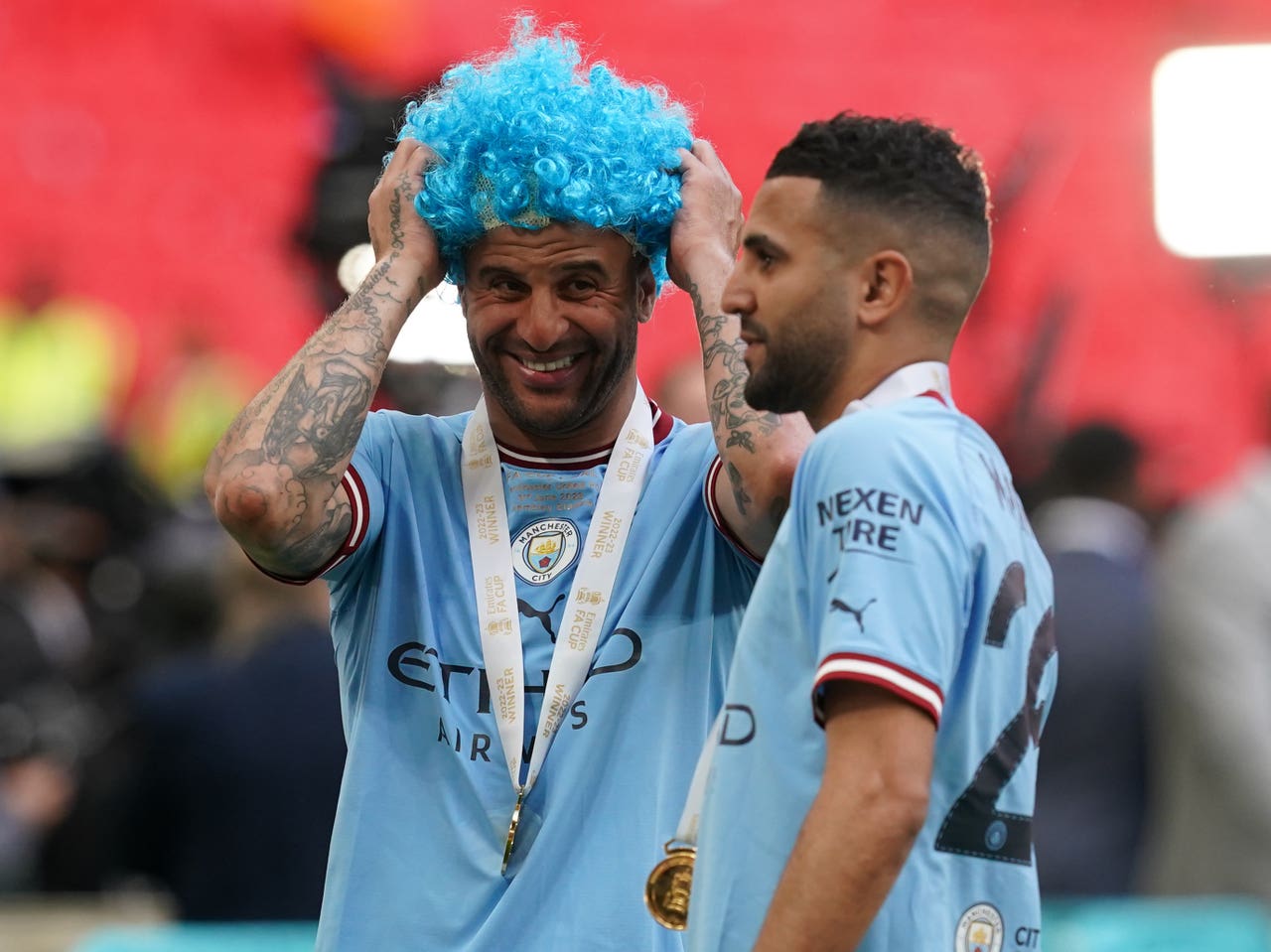Kyle Walker gives Manchester City injury scare ahead of Champions ...