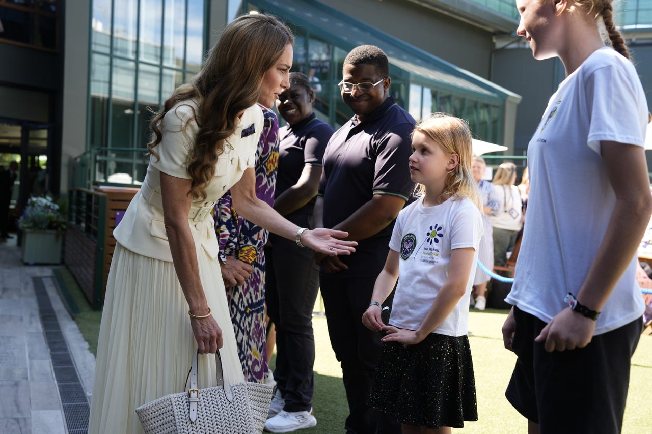 Kate serves up royal glamour at Wimbledon for women’s final | Wirral Globe