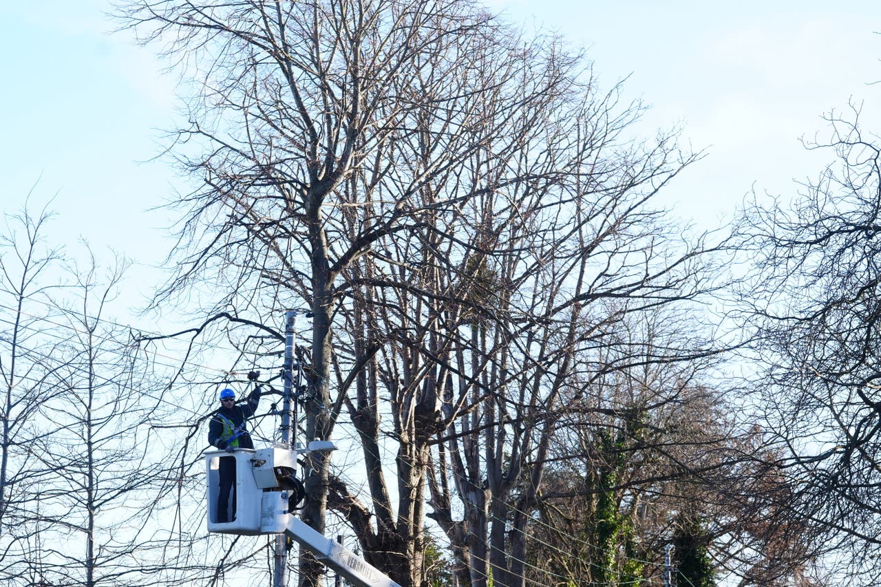 Storm Eowyn: 1,500 premises still without power in Ireland | Keighley News