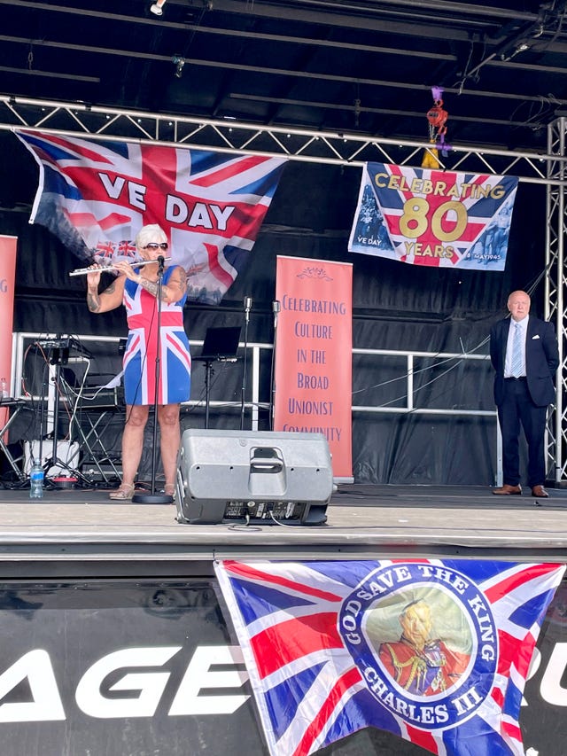 Young and old enjoy spring sunshine at VE Day party in east Belfast ...