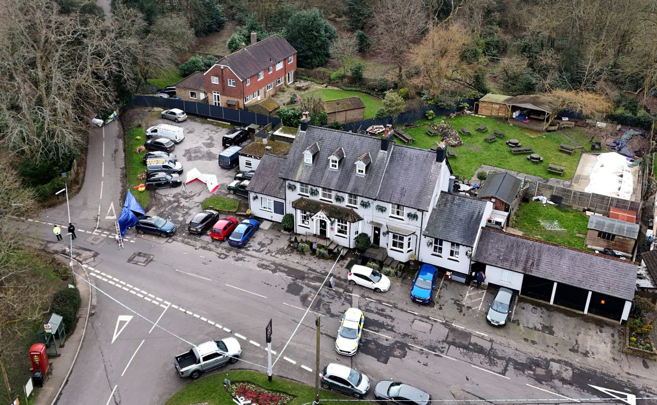 Kent pub shooting suspect ‘may have entered river’, police say | Witney ...
