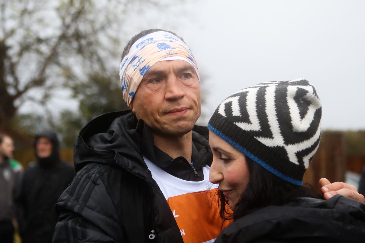 Kevin Sinfield latest MND fundraiser passes £600,000 after day five of ...