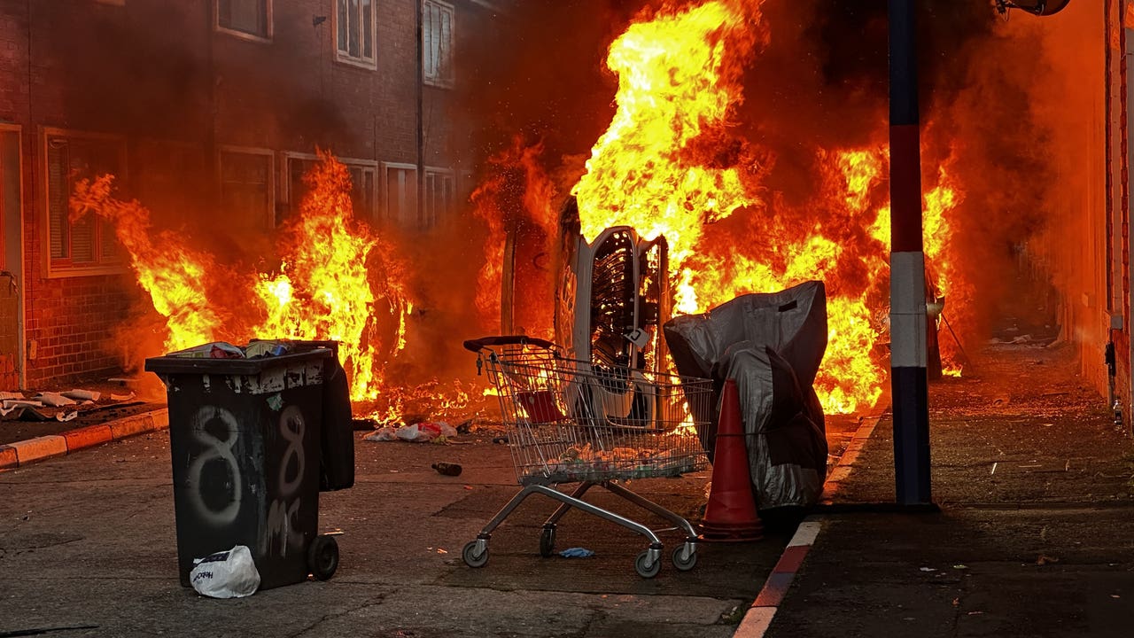 Leaders call for calm as violence flares following Belfast knife attack ...