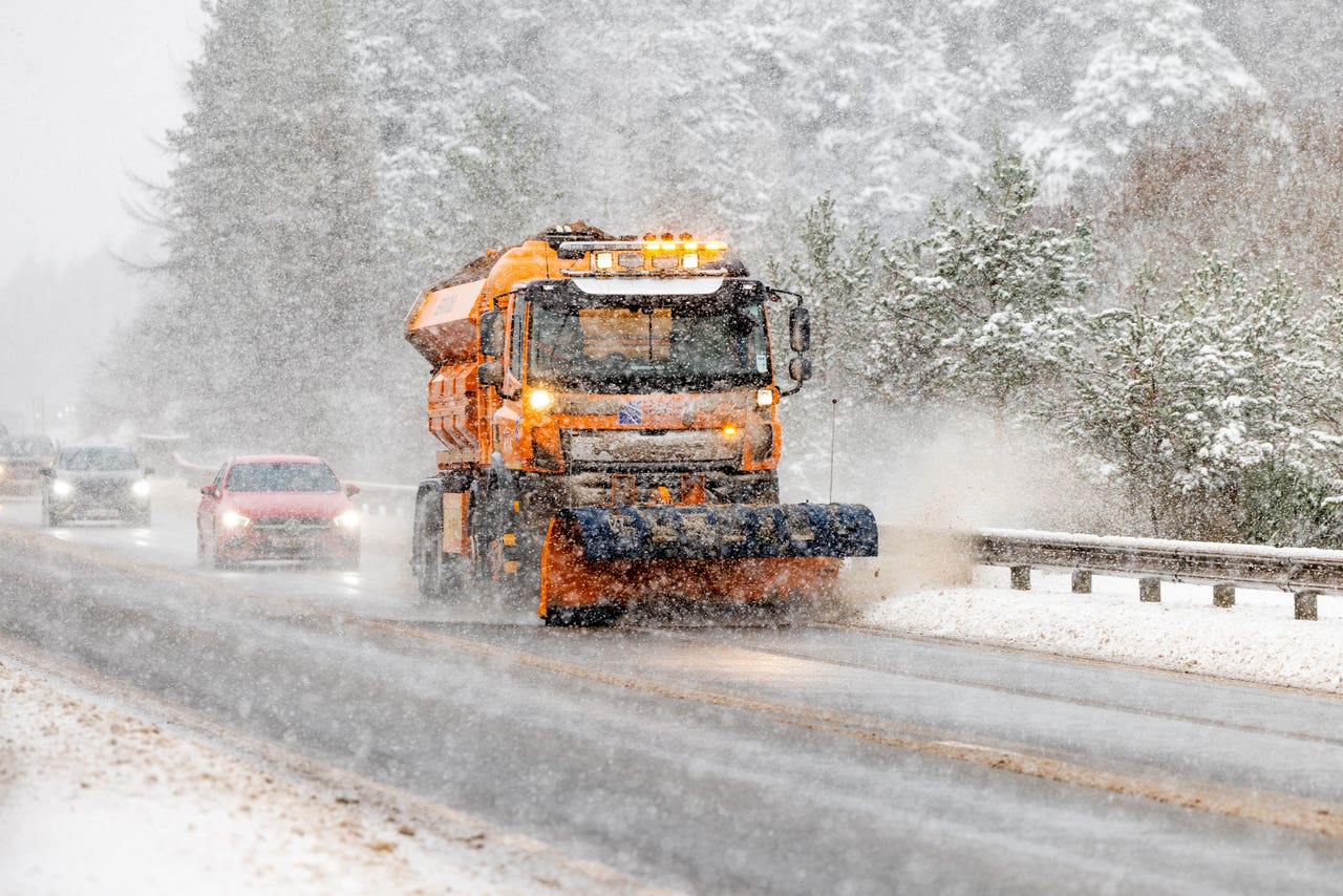 Travel disruption and freezing temperatures as snow and ice warnings ...