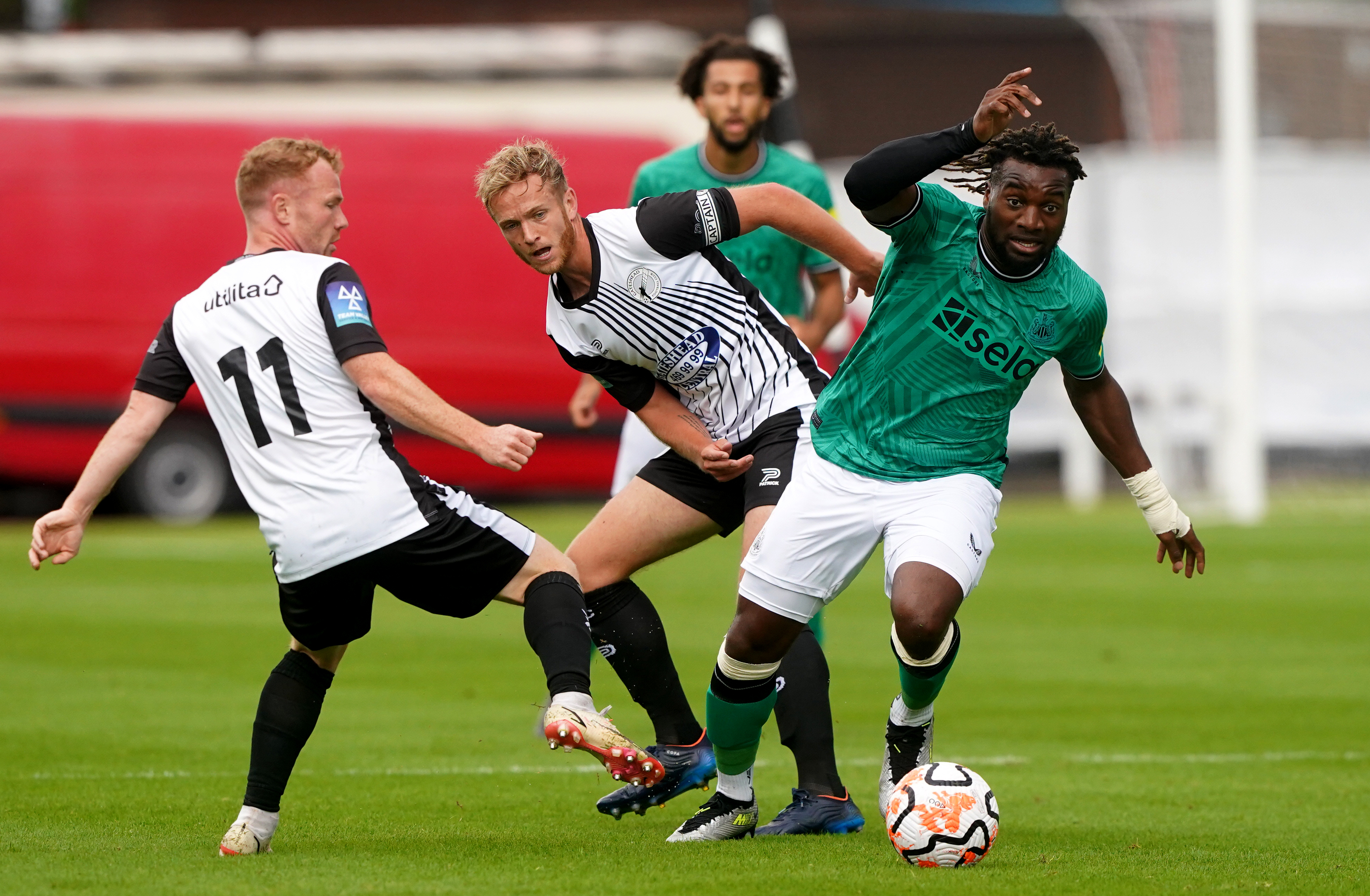 Marcus Dinanga at the double as Gateshead hit Eastleigh for six | LiveScore