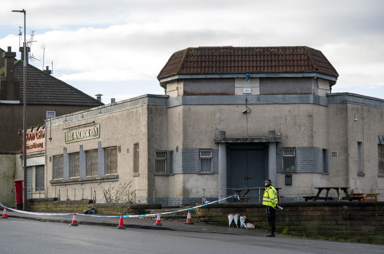 Paid assassin admits murdering suspected gangster at pub on Hogmanay ...