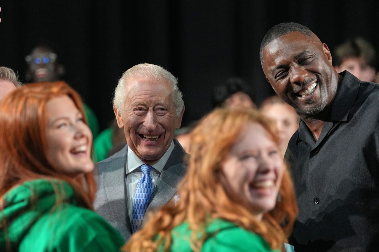 Can one dance? King offered lessons after he tells students he owns tap ...
