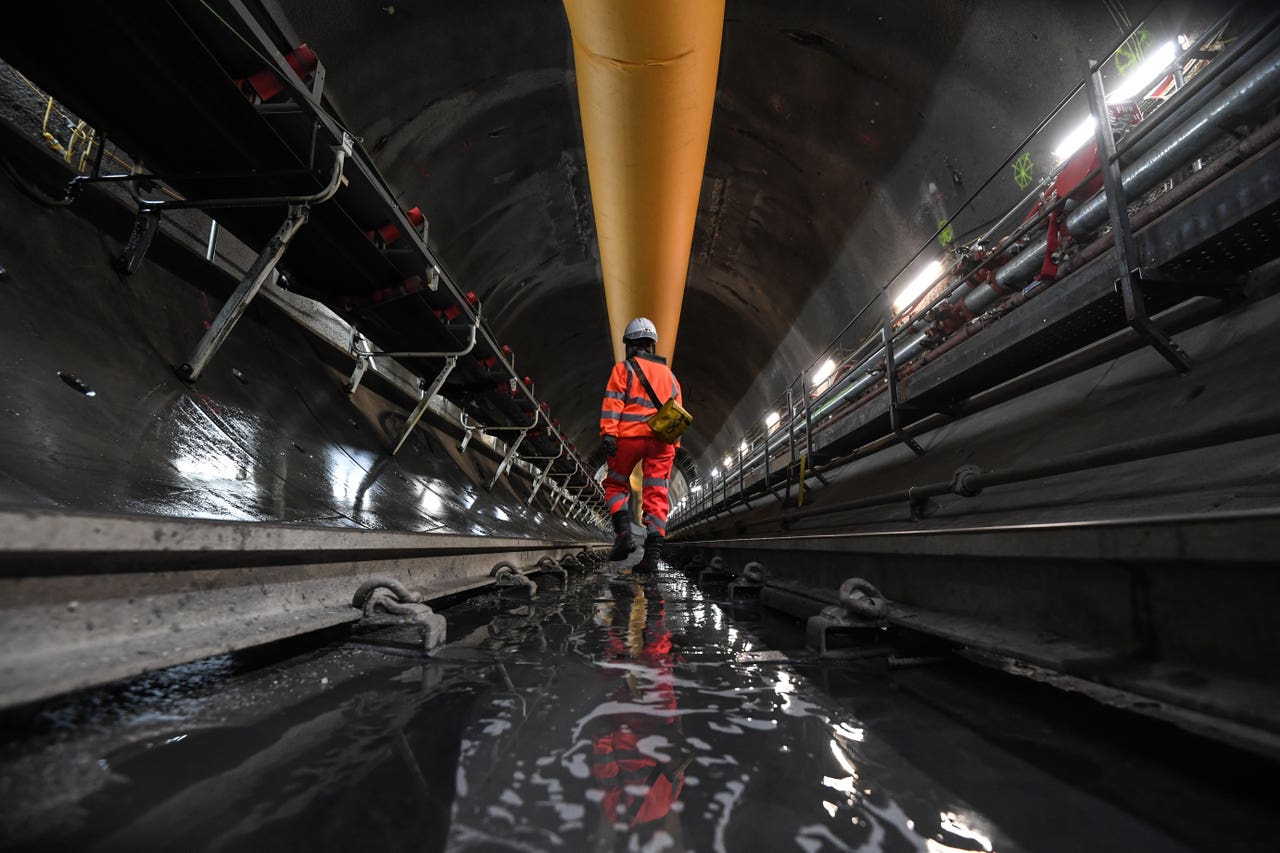 New pictures reveal work on London super sewer | The Bolton News