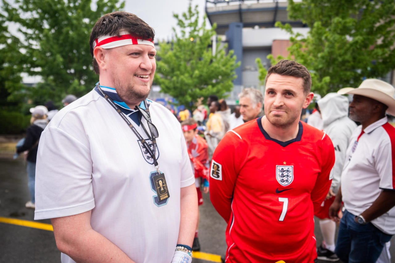 Frustration and disappointment for England fans following 0-0 draw with ...