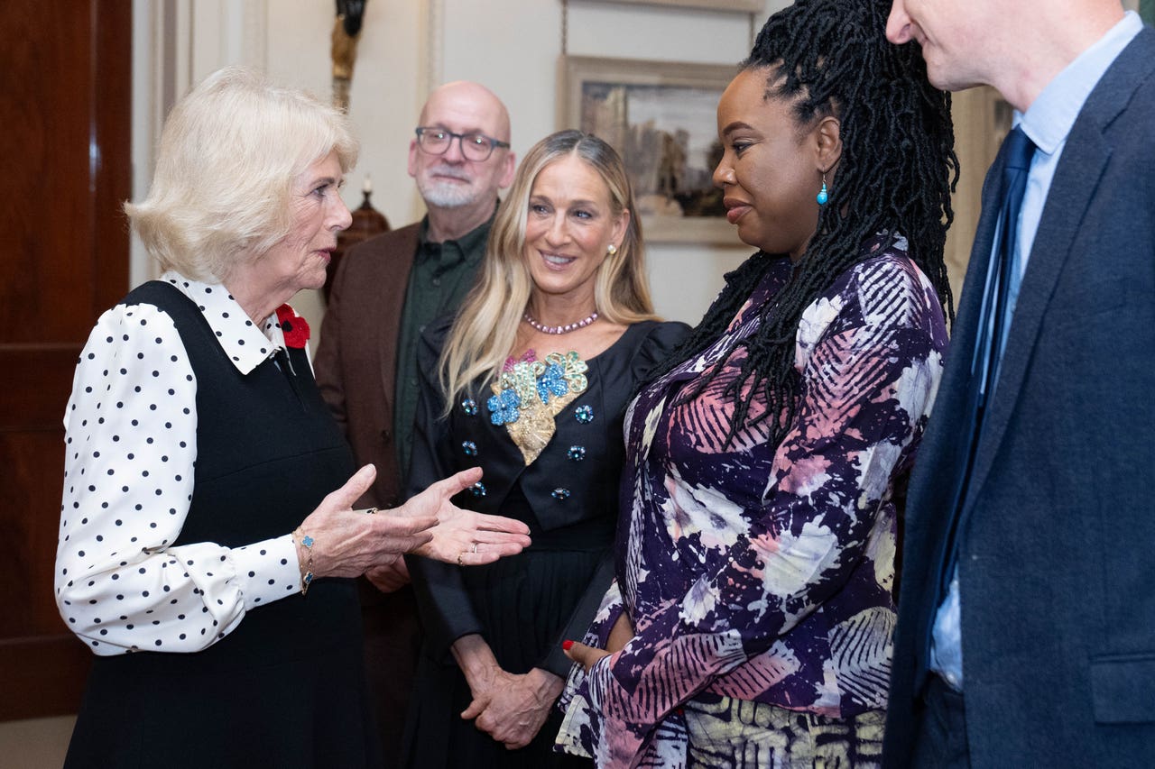 Queen welcomes Booker Prize-winning author at Clarence House | Barry And District News
