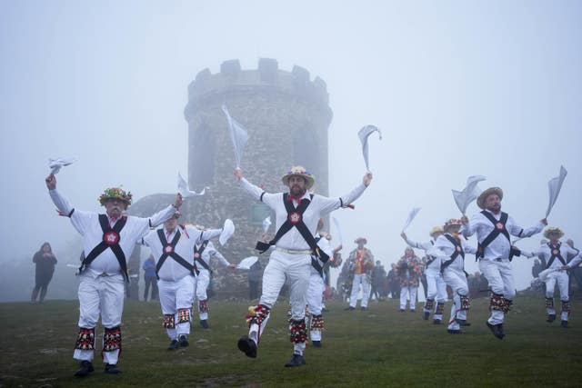 In Pictures: May Day dawn welcomed by Morris Men and Pagans | The ...