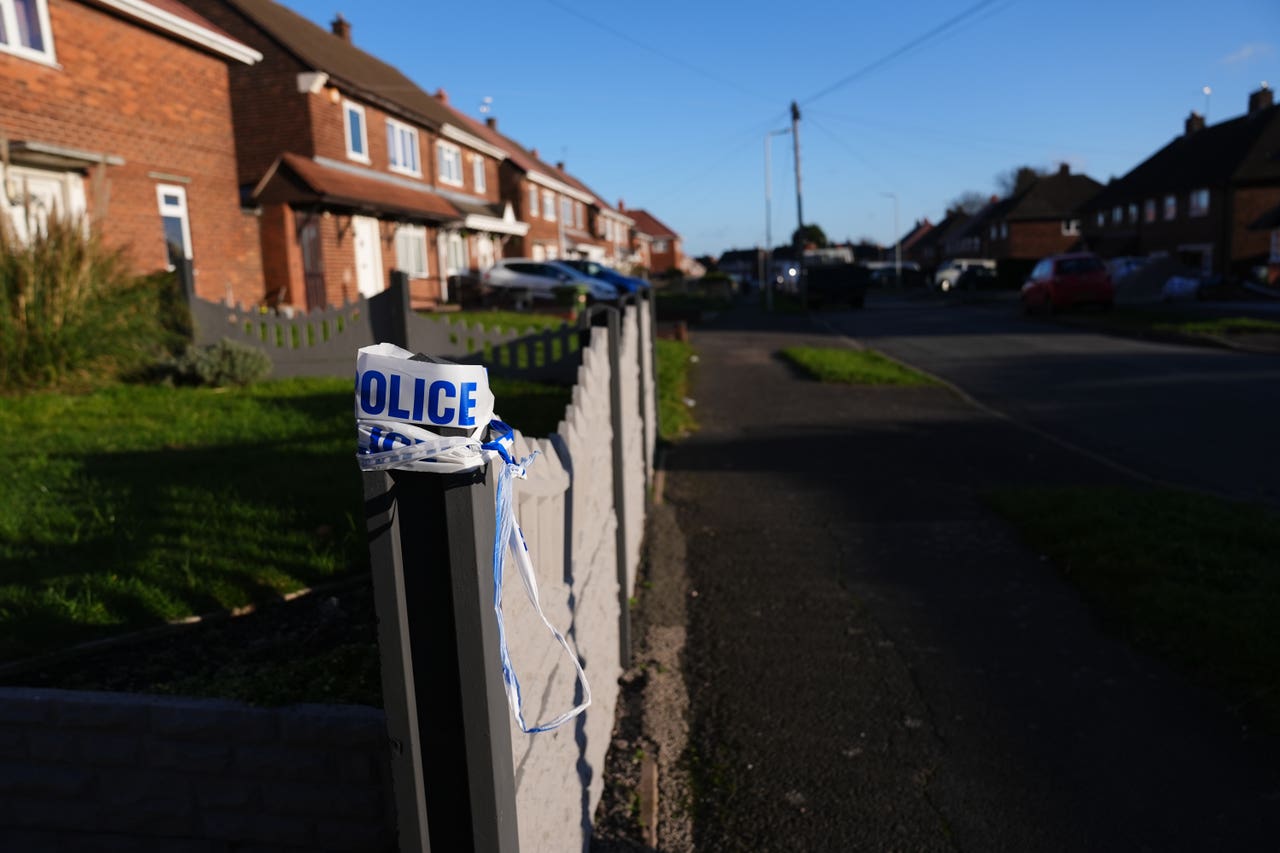 Two men arrested on suspicion of murder after 30-year-old man stabbed ...
