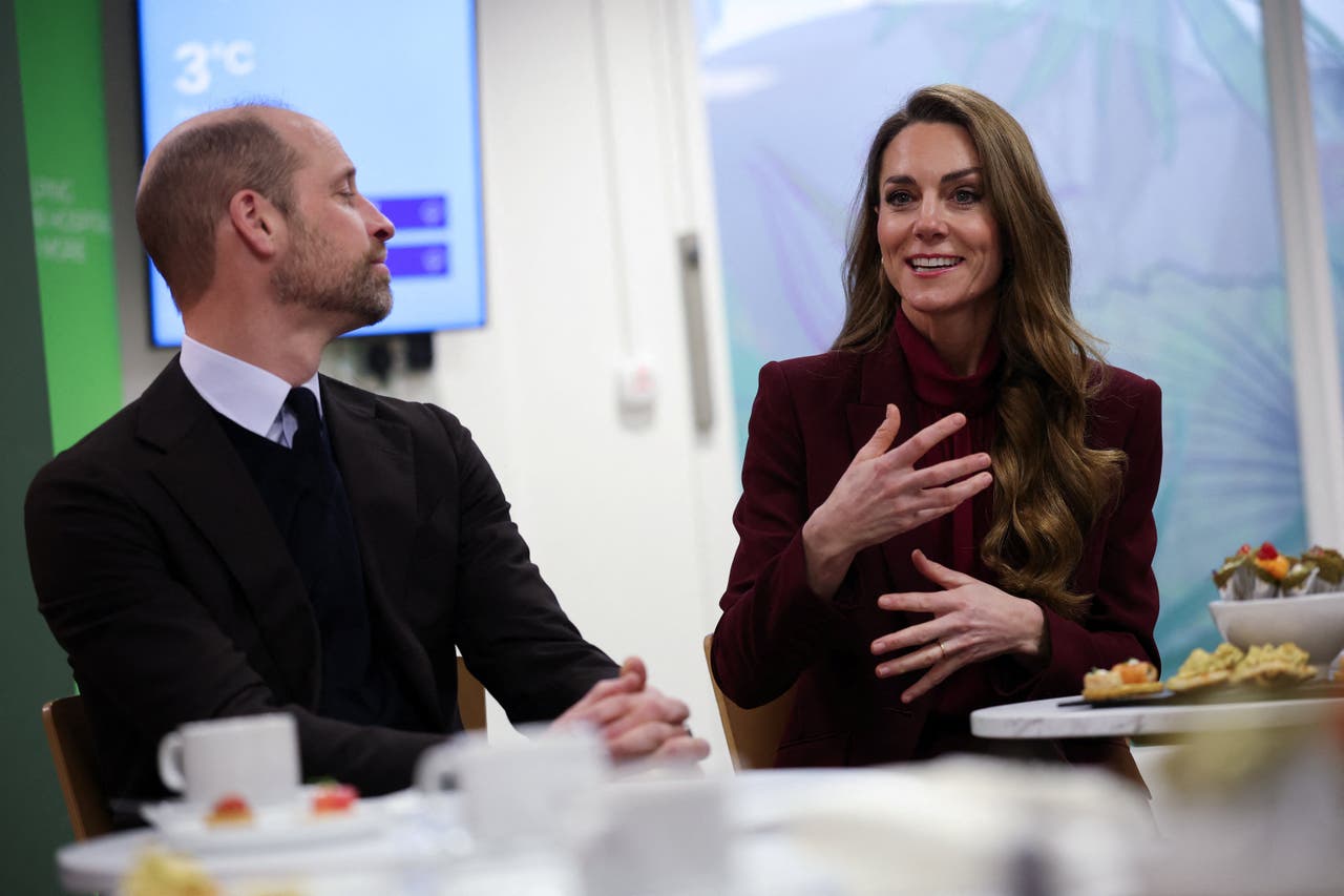Kate celebrates her 44th birthday the day after surprising NHS staff ...