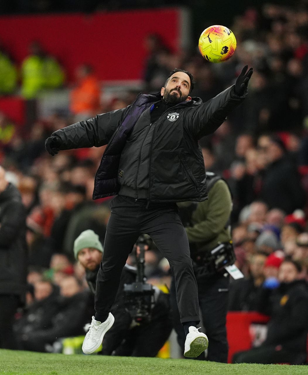 Ruben Amorim offers ‘no excuses’ as Man Utd face critics | Oxford Mail