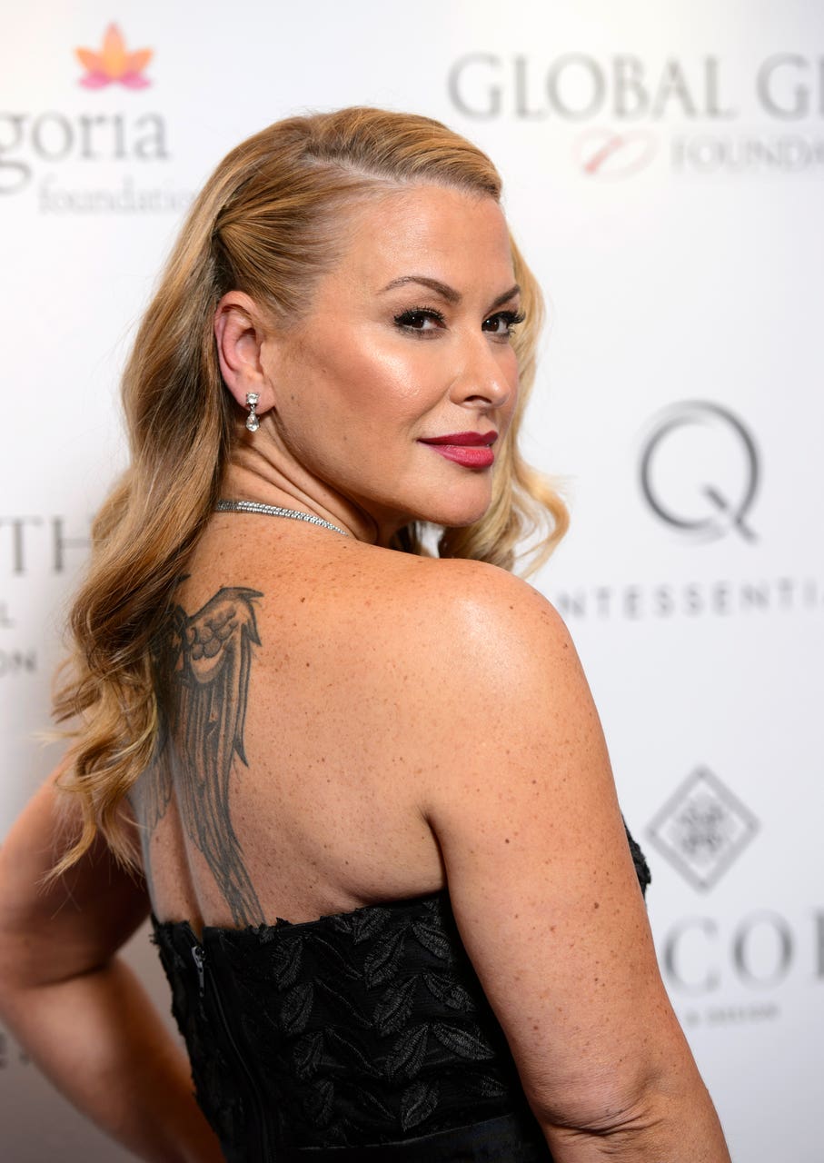 Anastacia ‘very proud’ of having breast cancer twice | Falmouth Packet
