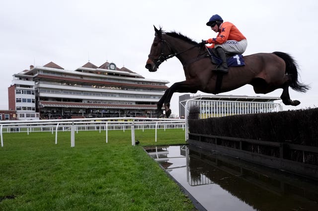 No Panic at all at Newbury for Skelton’s mare | York Press
