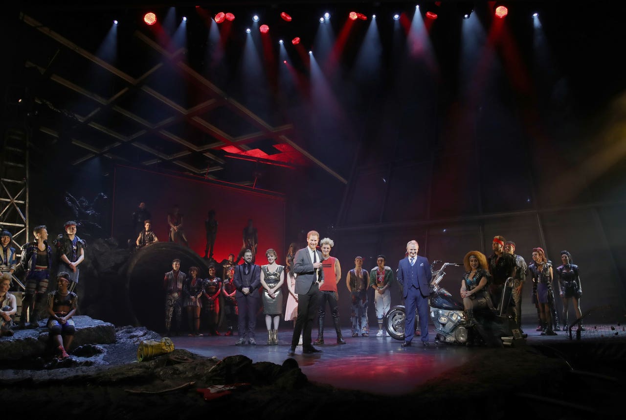 Cheers as Harry takes to stage before Bat Out Of Hell musical - Jersey ...