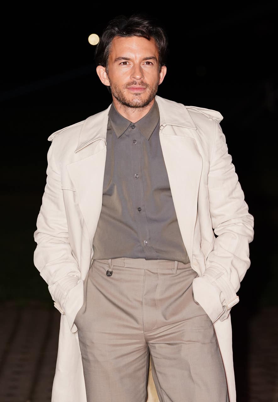 Bridgerton star Jonathan Bailey says ‘hard not to laugh’ during ...