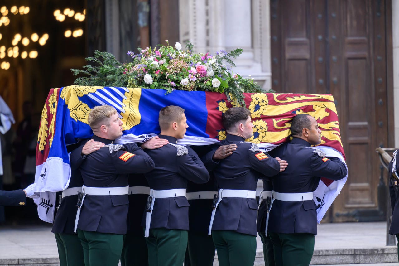 Duchess of Kent’s coffin arrives at Westminster Cathedral on eve of ...