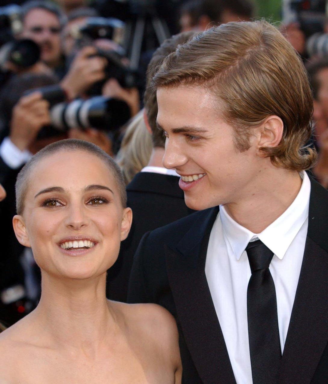 Hayden Christensen ‘reluctant’ to have his daughter see him as Darth ...