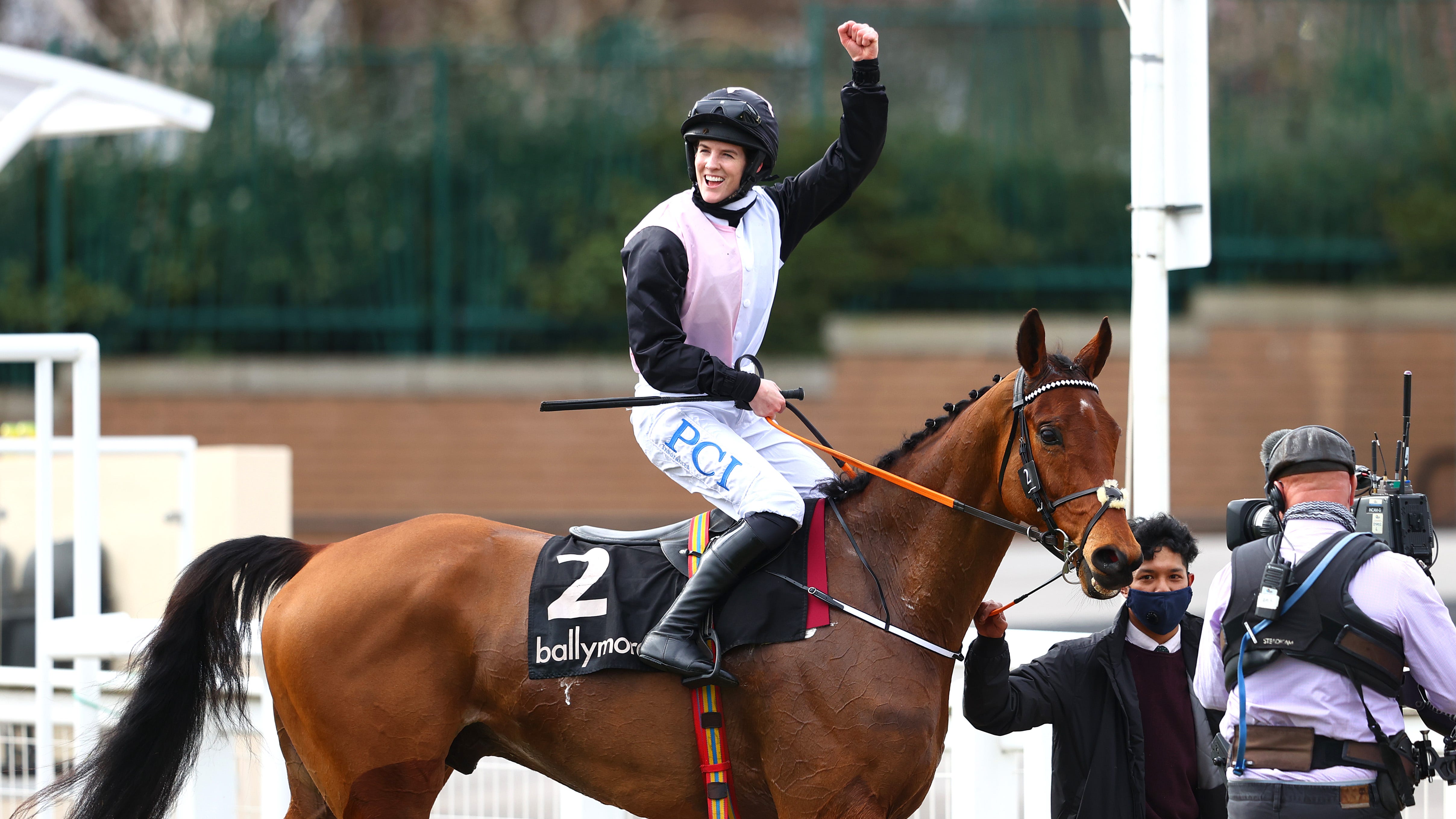 Bob Olinger staying over hurdles for Christmas target at Leopardstown