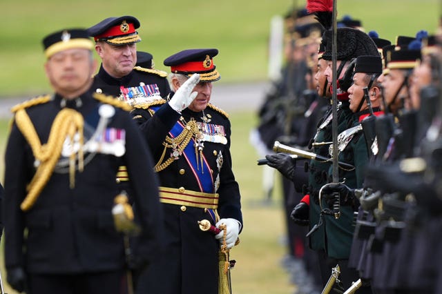 King marks ‘important new chapter’ for newly formed Gurkha artillery ...