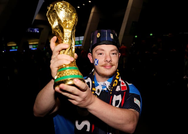 Scotland fans celebrate as first World Cup game in 28 years ends in a ...