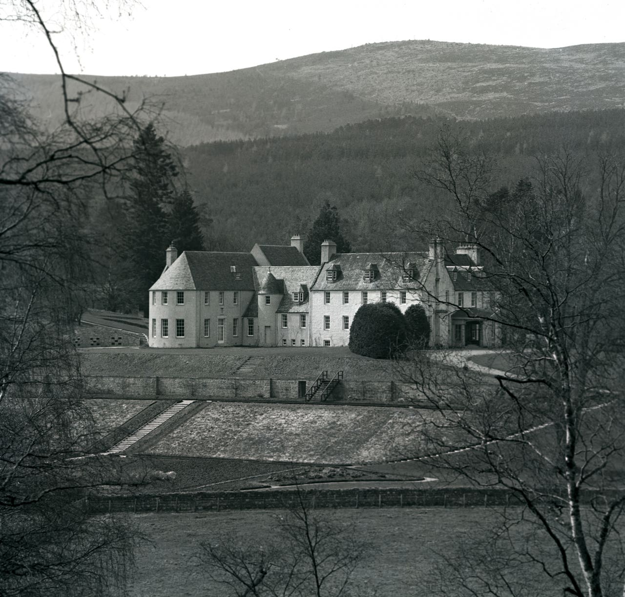 Charles and Camilla’s beloved Birkhall hideaway | Lancashire Telegraph