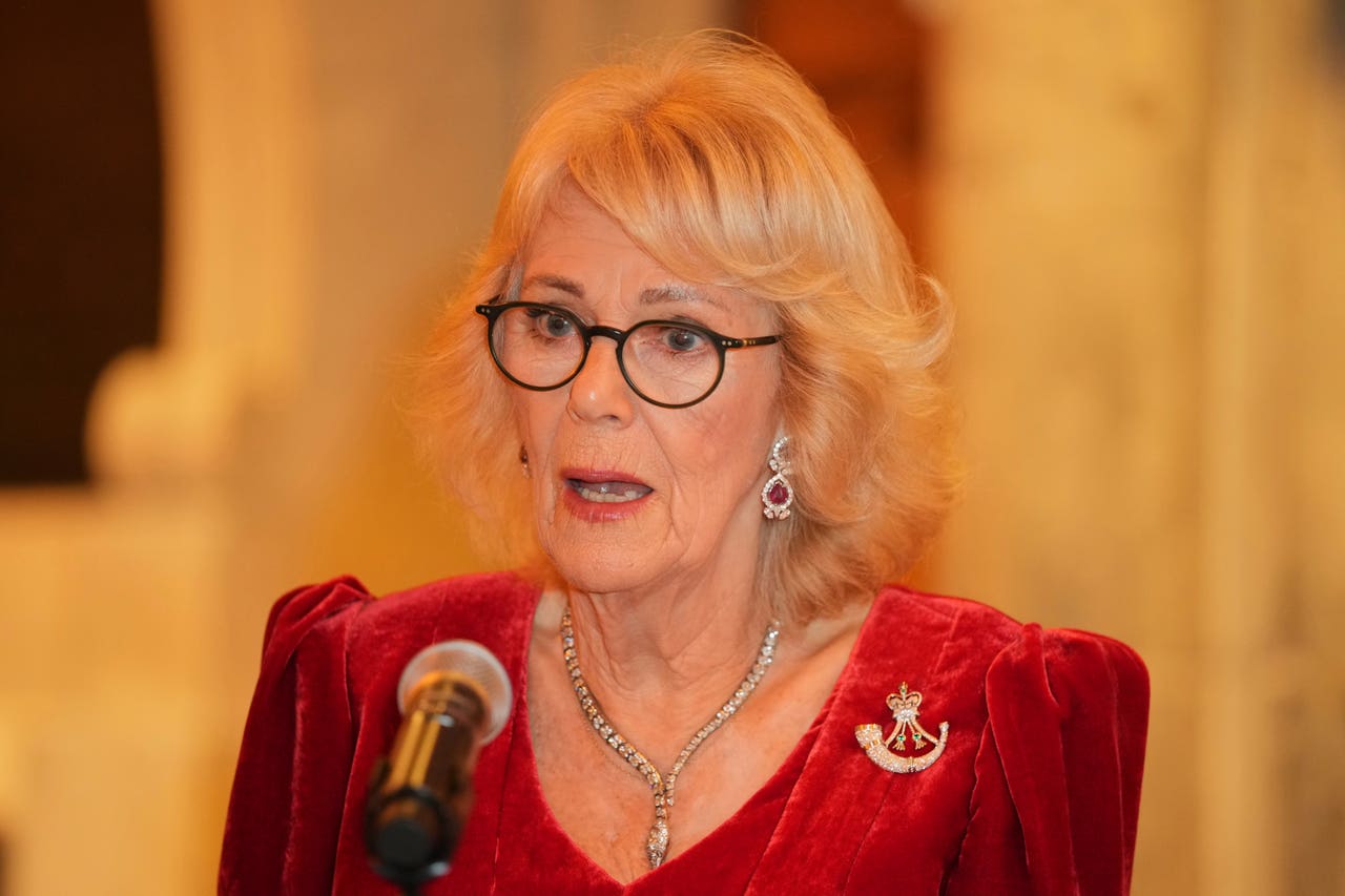 Your family would be so proud of you, Queen tells John Hunt and ...