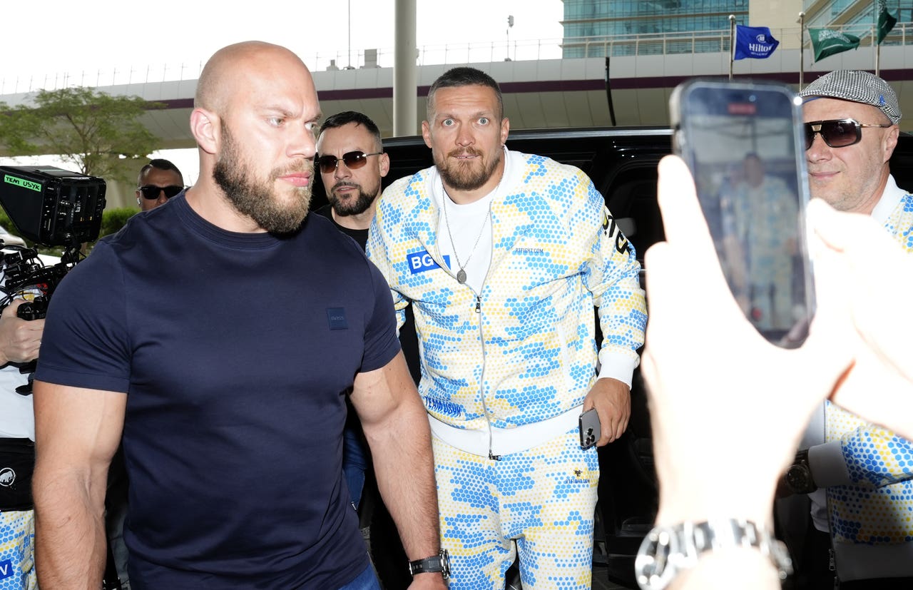 Tyson Fury’s father John cut after clash with member of Oleksandr Usyk ...