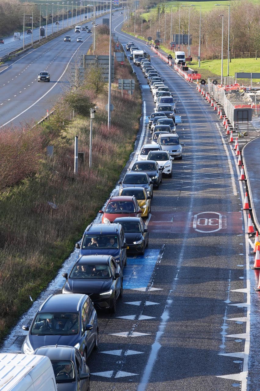 Some Channel Tunnel services to resume after power failure causes ...