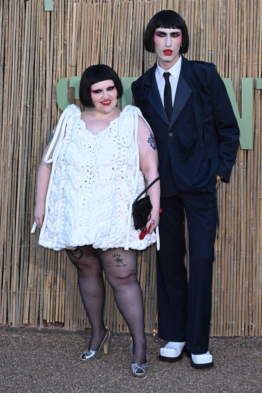 In Pictures: Cate Blanchett’s shell-themed dress warms the cockles at ...