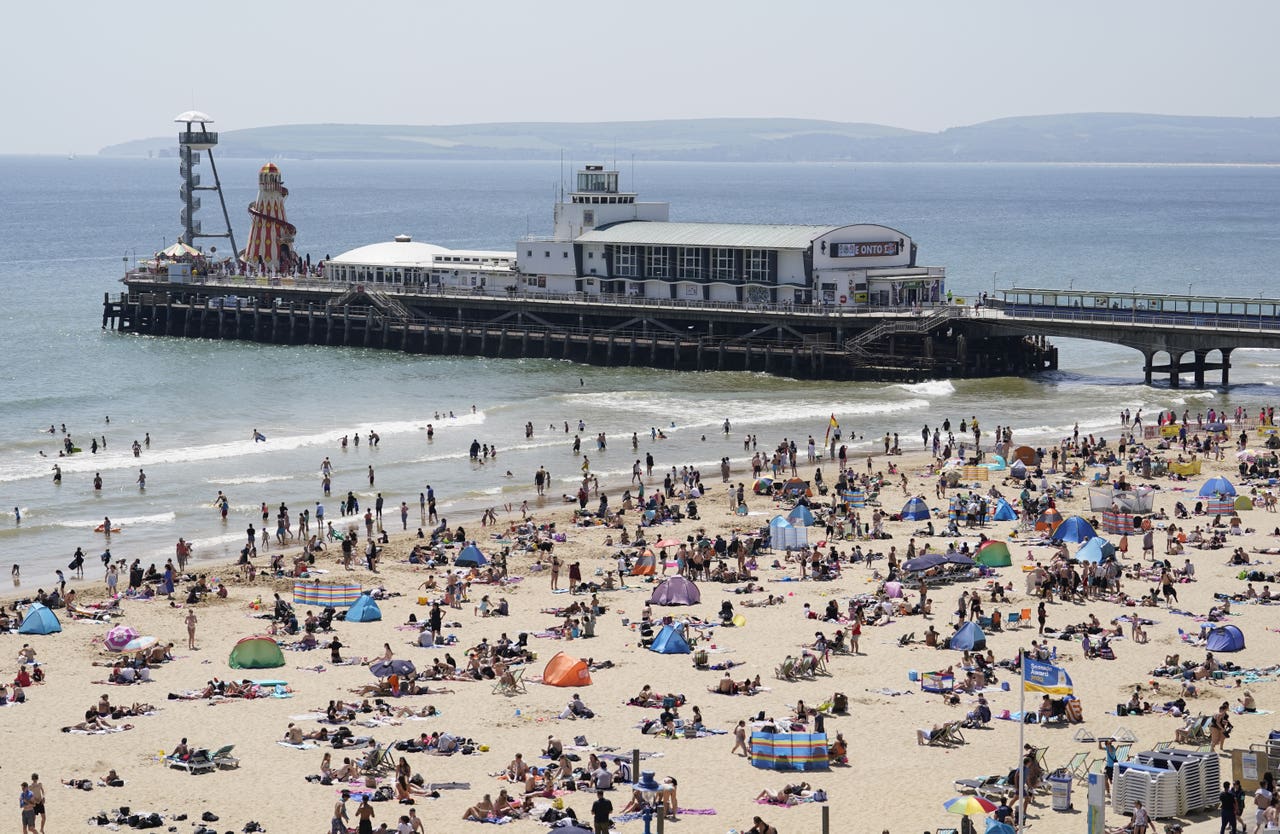 Inspections Continue Of Sightseeing Boat At Centre Of Bournemouth Beach