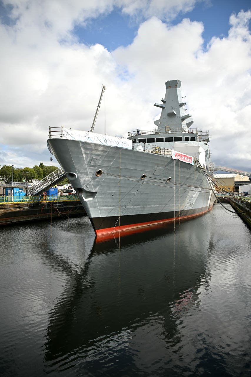 Shipyard worker strikes will risk further delays to Clyde warships ...