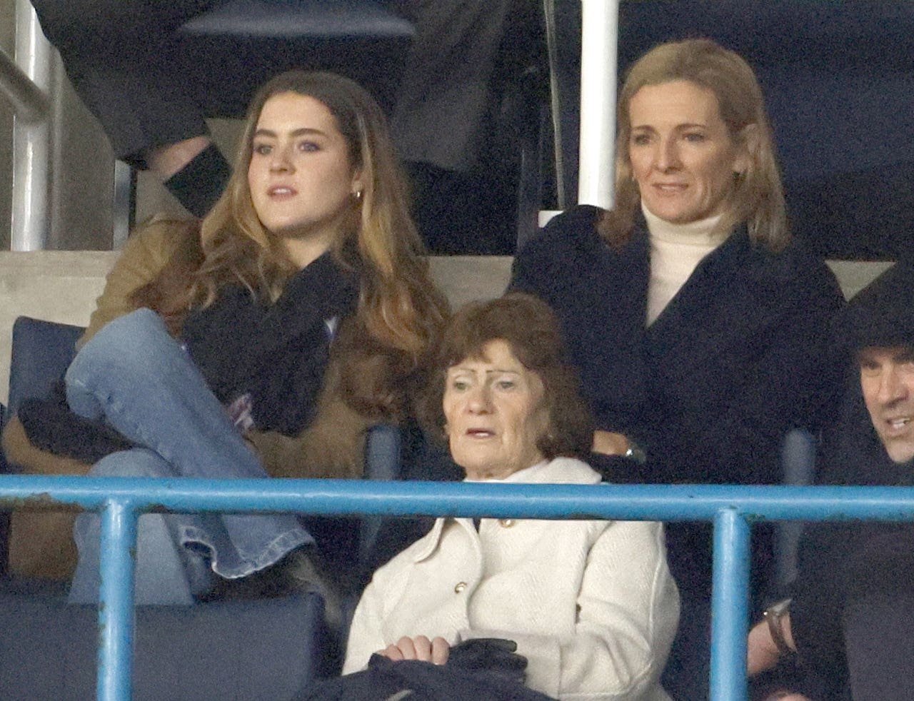 Gabby Logan at Elland Road to see Leeds pay tribute to father Terry ...