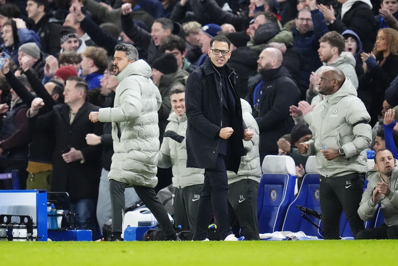 Arsenal edge first leg at Chelsea but Alejandro Garnacho double keeps ...