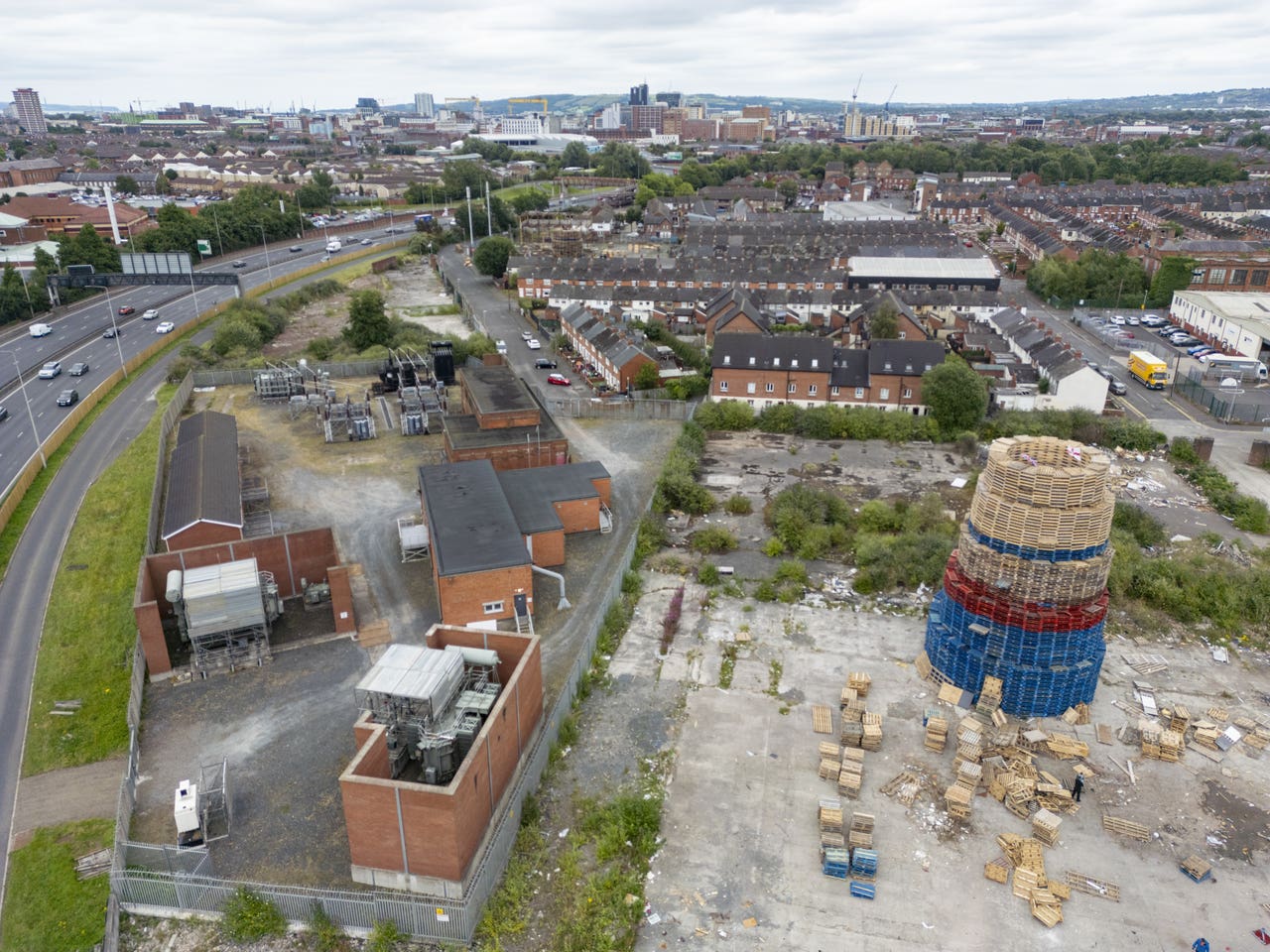 Contractor ‘on standby’ to remove controversial Belfast bonfire ...