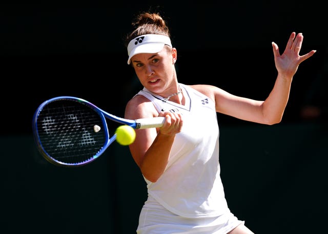 linda-noskova-battles-back-against-karolina-muchova-to-win-wimbledon
