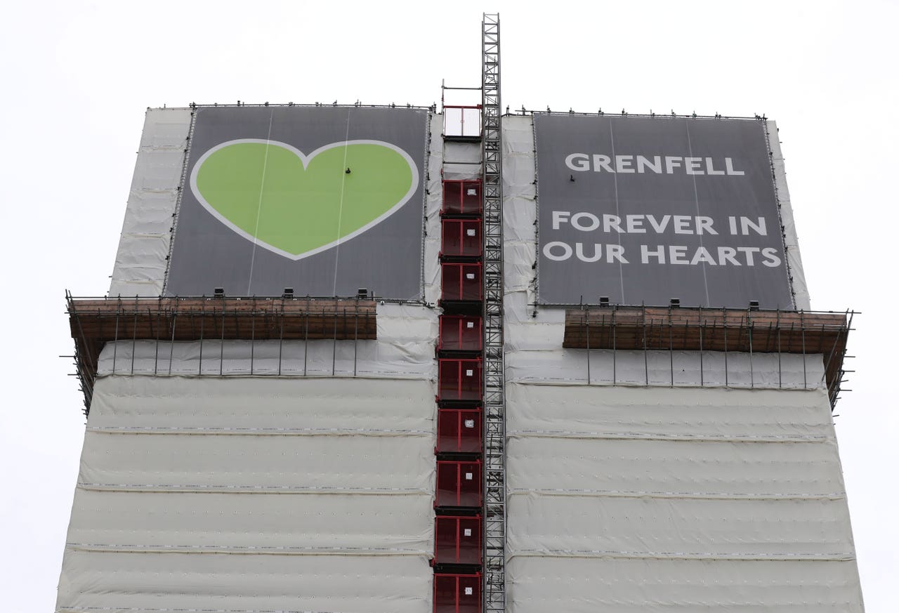 Grenfell Tower to be demolished, bereaved families told | York Press