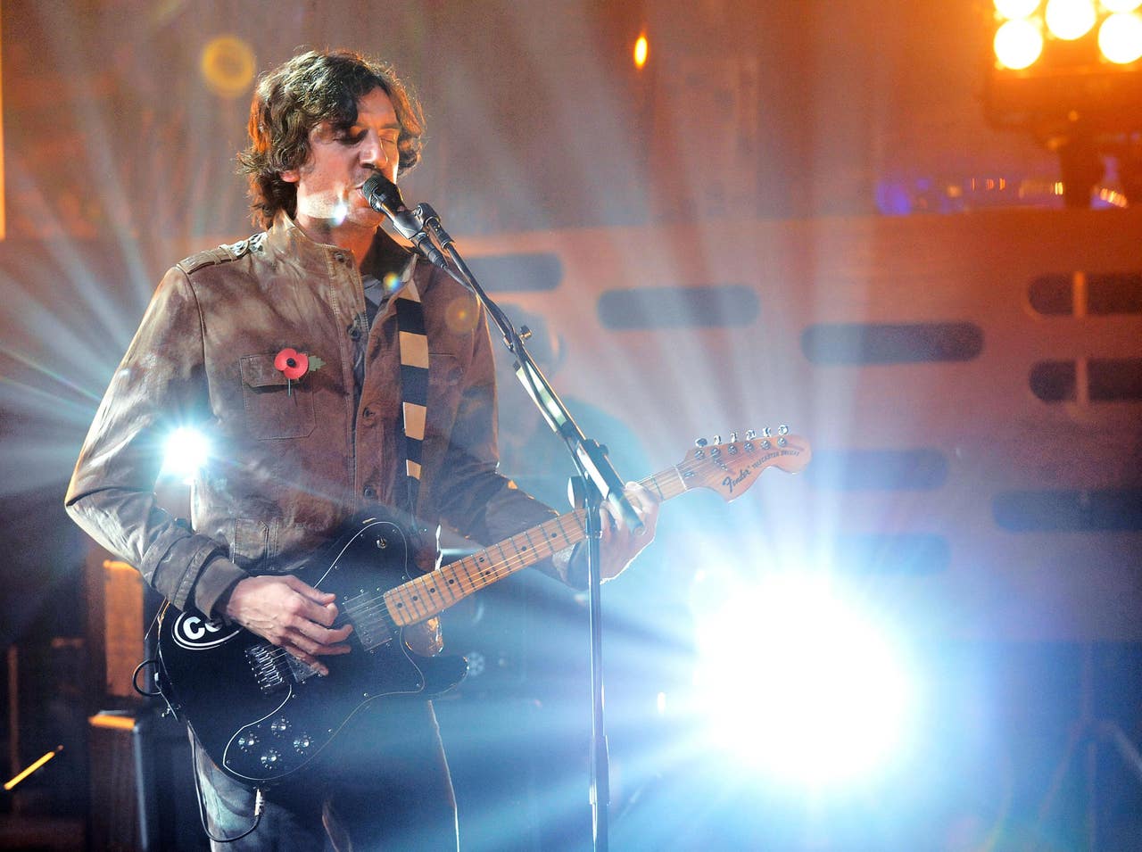 Snow Patrol singer voices anger at political stalemate in Northern ...