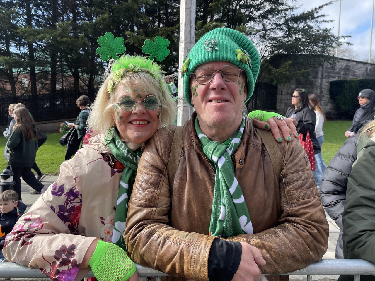 Crowds in cities and towns across island of Ireland enjoy St Patrick’s ...