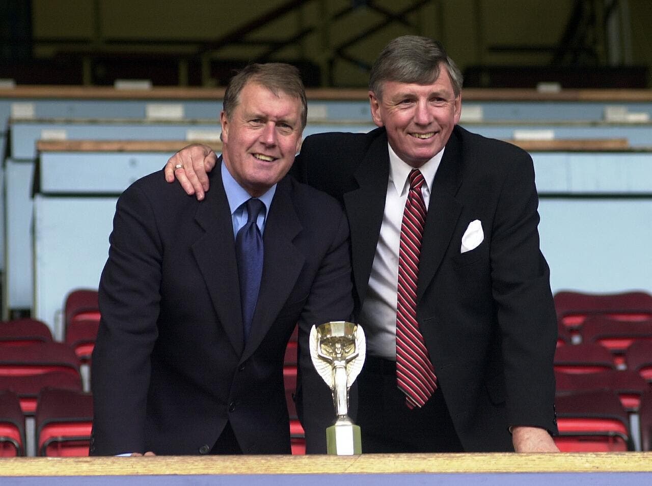 Obituary: Martin Peters, the World Cup hero who was 10 years ahead of ...
