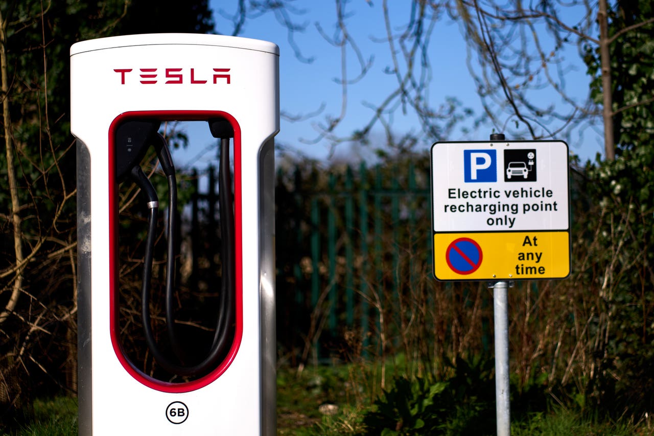 Elon Musk’s Tesla applies to supply energy to British households ...