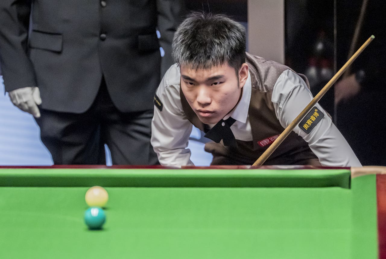 Most emotional I’ve ever been – ‘Drained’ John Higgins clinches hard ...