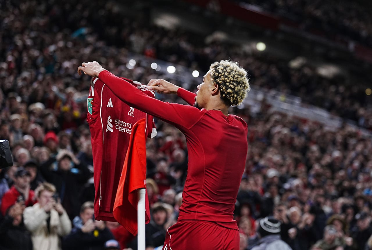 Liverpool boss Arne Slot fumes at Hugo Ekitike over ‘stupid’ red card ...